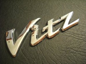 SIZE 107x42mm CHROME Vitz EMBLEM FOR TOYOTA